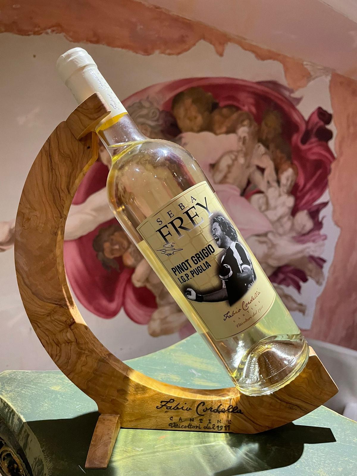 Fabio Cordella – The Wine of Champions – Seba Frey – Pinot Grigio I.G.P ...